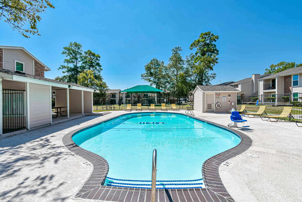 The 800 at Bellshire Apartments | (936)756-8849